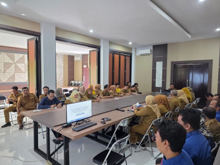 Rapat Perdana DPPKB Kukar di Kantor Baru Fokus Penyusunan Perencanaan ...
